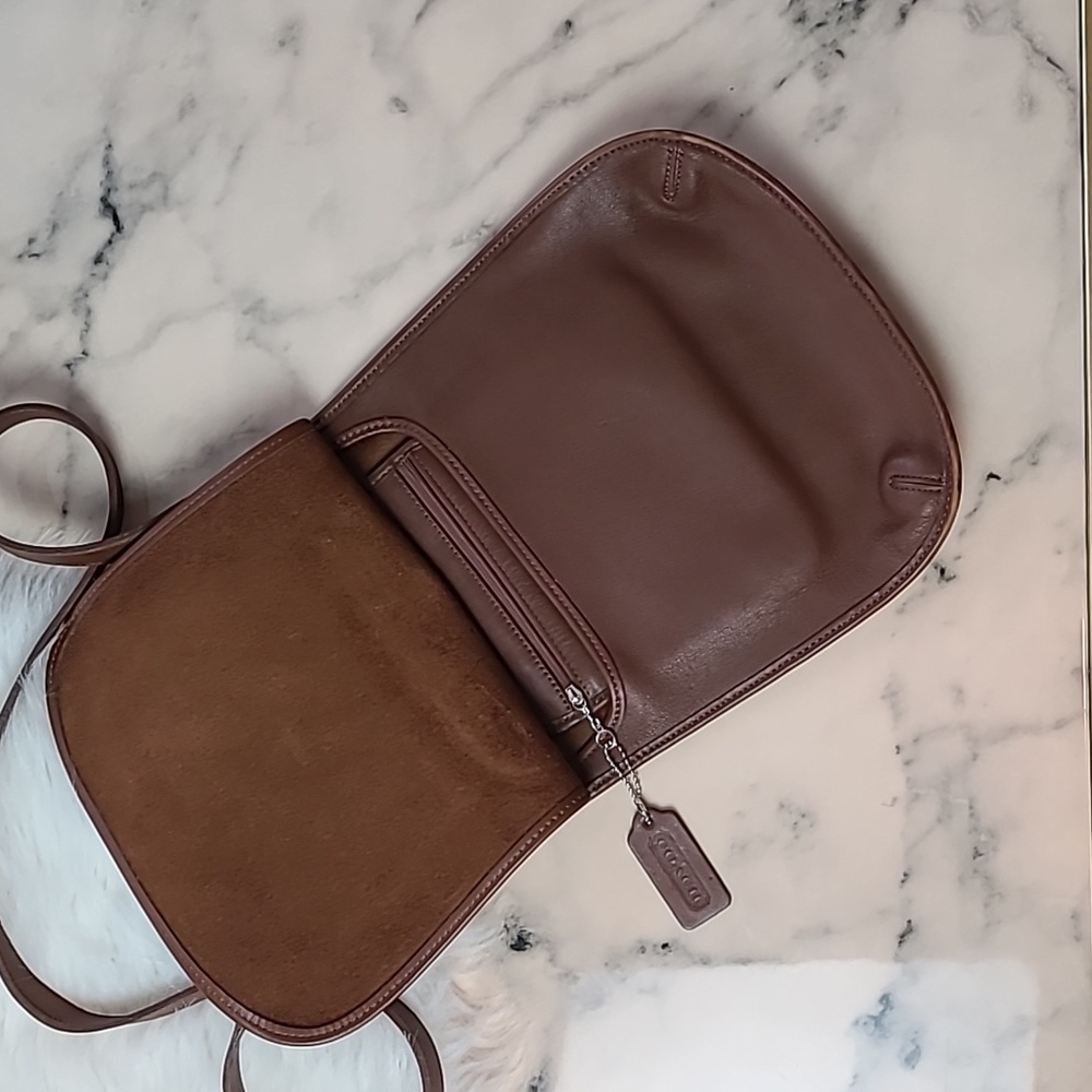 Vintage Coach Saddle Slim Hippie Flap Purse - 9135 - Gem